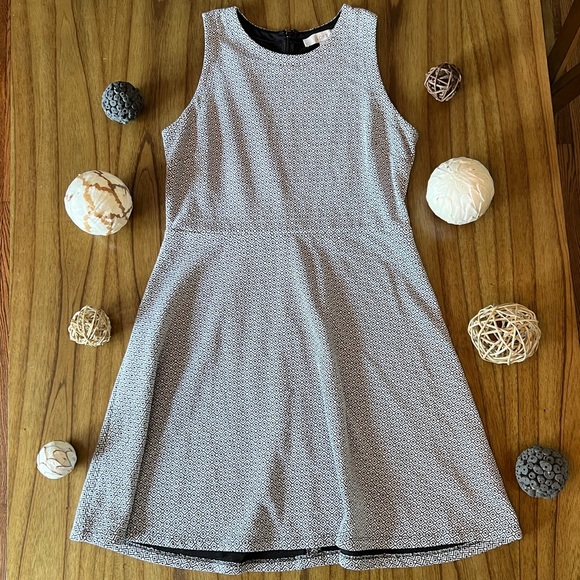 LOFT | Dresses | Ann Taylor Loft Black And White Geometric Shape Fit ...